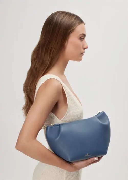 LA PORTEGNA Leather Clutch With Shoulder Strap - Blue