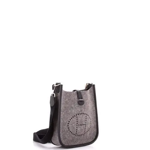 Hermès Evelyne Bag Gen Iii Felt Tpm - Grey