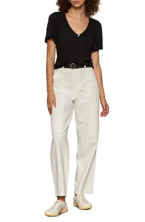 Sanctuary Keyhole Flutter-sleeve Top
