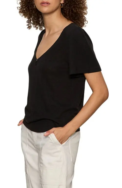 Sanctuary Keyhole Flutter-sleeve Top