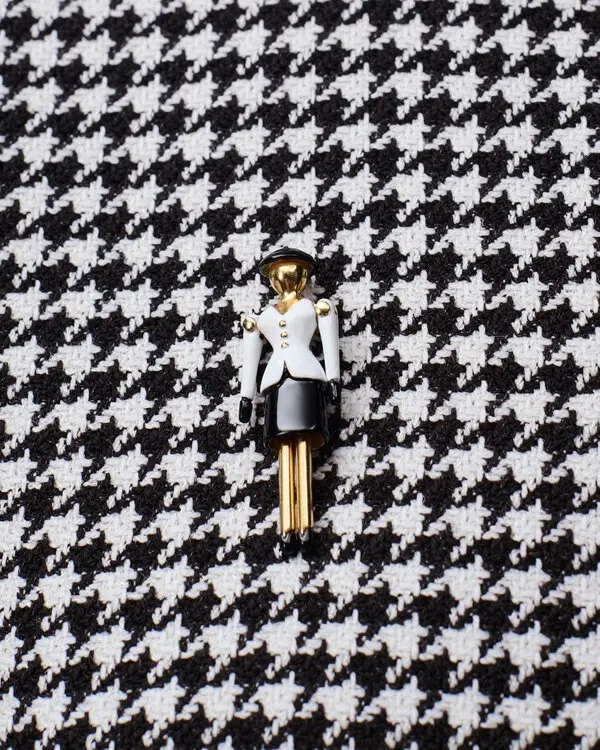 Dior Icon Brooch - Gold-finish Metal With Black And White Lacquer