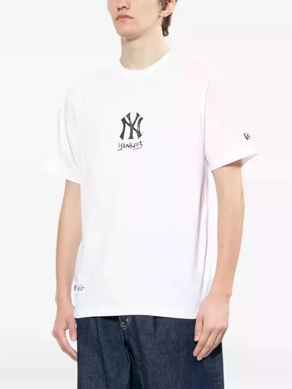 New Era Crew Neck T-shirt