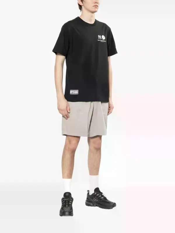 New Era Crew Neck T-shirt