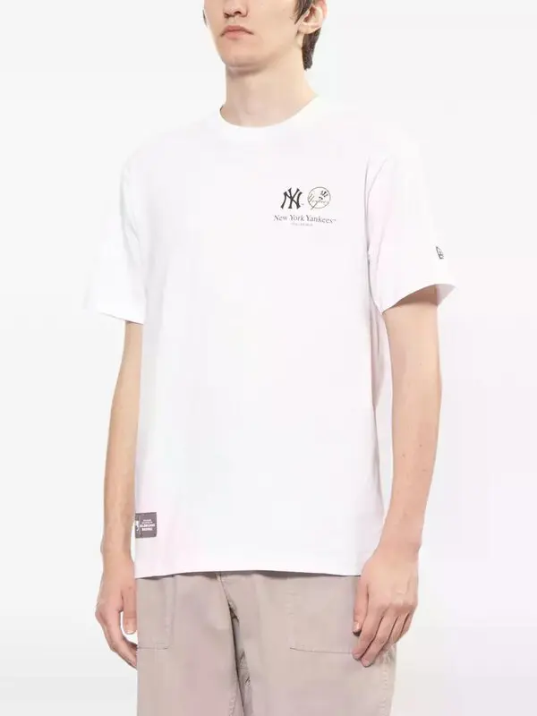 New Era Crew Neck T-shirt