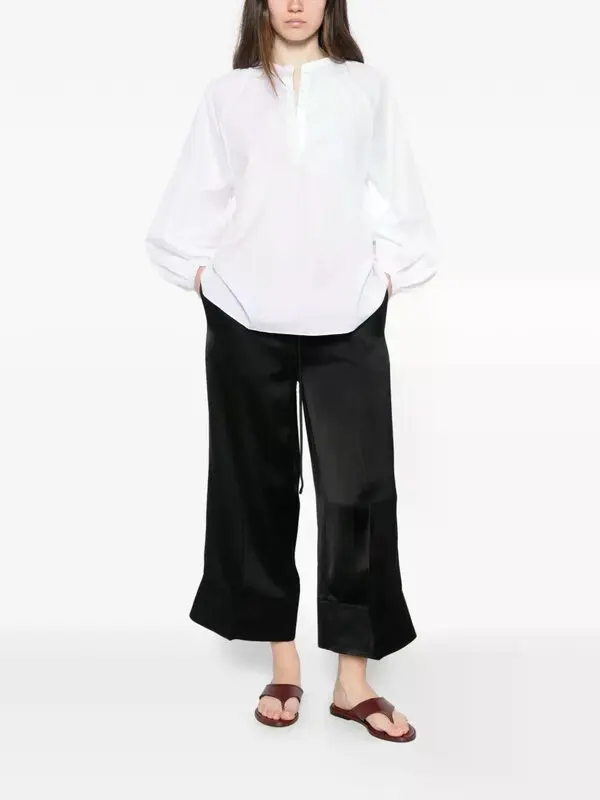 24 BLOOMING Button Blouse