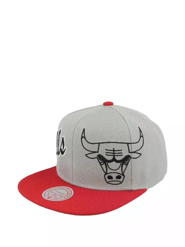 Mitchell & Ness Chicago Bulls Baseball Cap - Grey