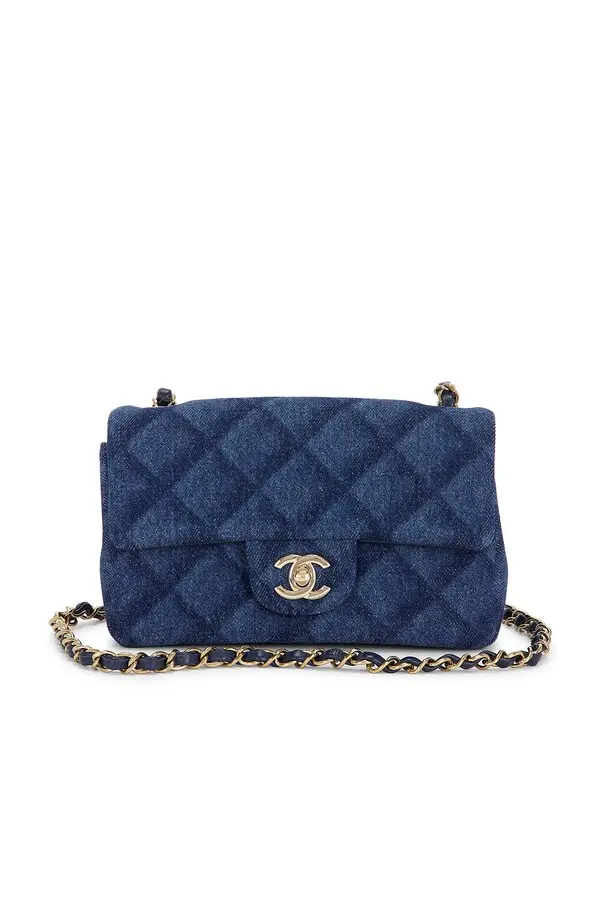 Chanel Wallet On Chain - Blue