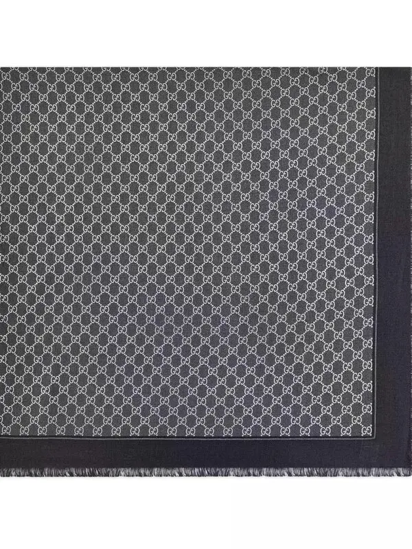 Gucci Gg Wool Scarf - Grey
