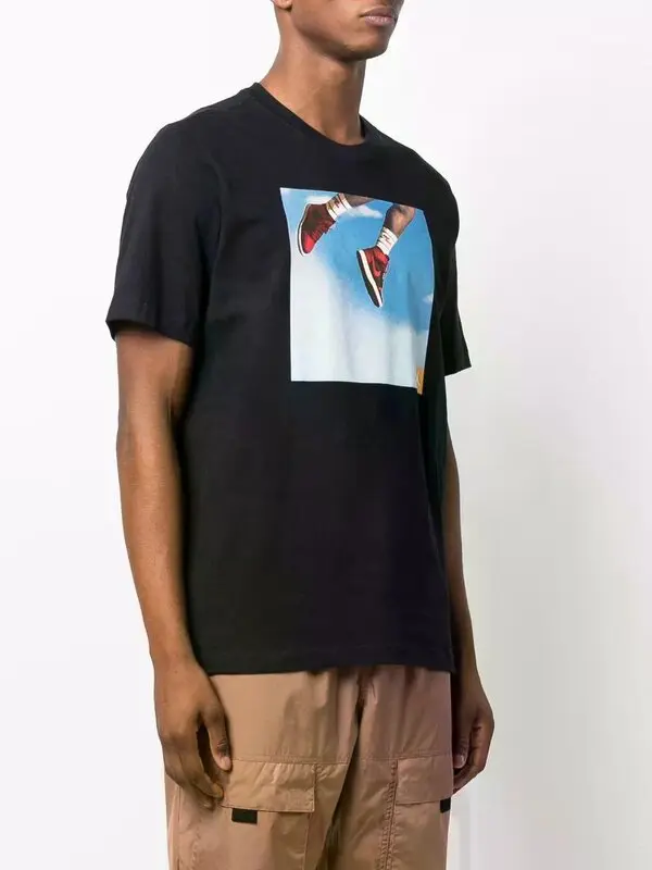 Nike Graphic-print Short-sleeved T-shirt