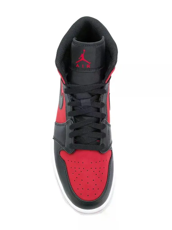 Nike Logo Lace-up Sneakers