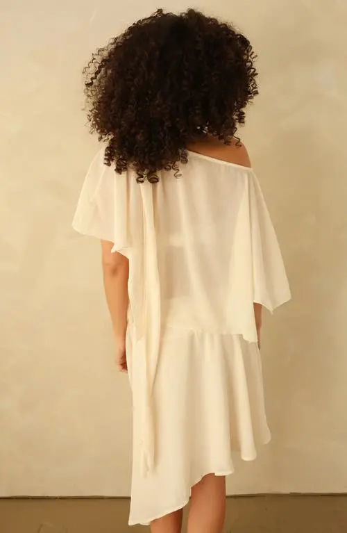 DIPPIN DAISY'S Borrowed Bliss Asymmetrical Top