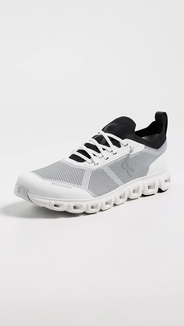 On 6 Versa Sneakers - White/black