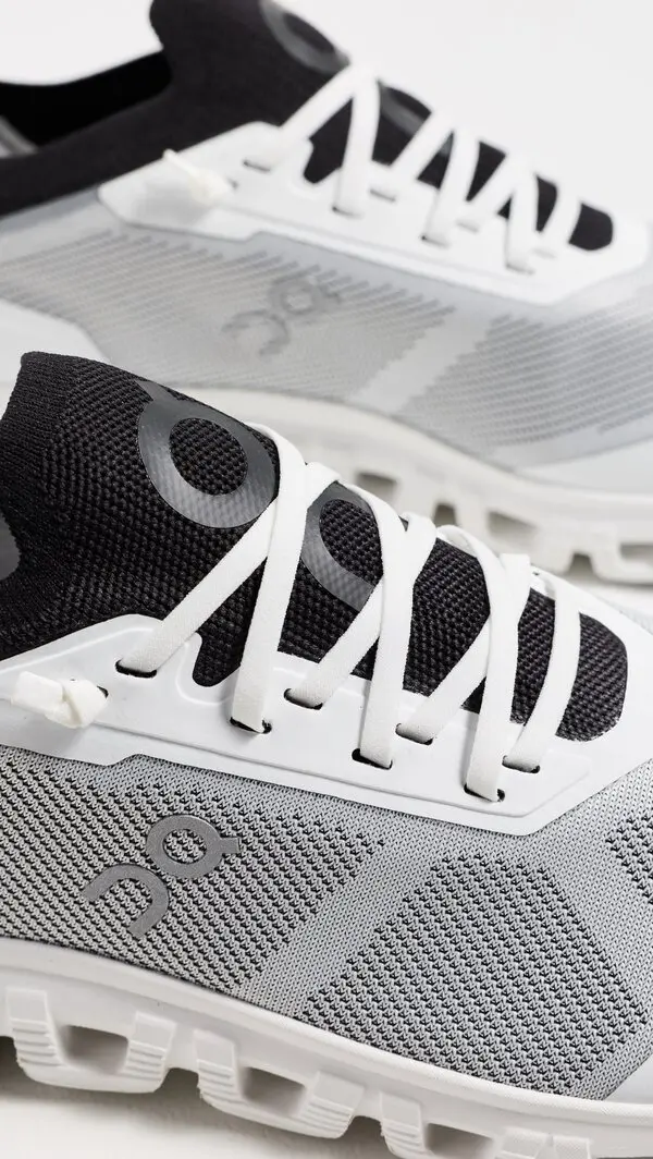 On 6 Versa Sneakers - White/black