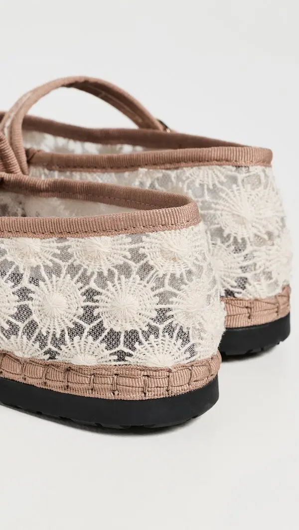 FLABELUS Pierre Embroidered Flats