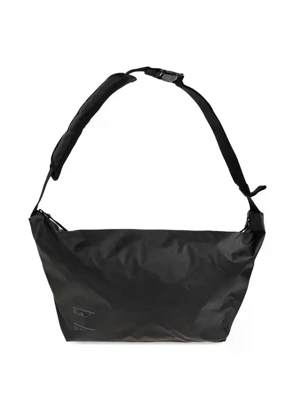 DB JOURNEY 24l Ramverk Pro Shoulder Bag - Black