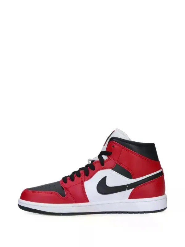 Nike Logo Lace-up Sneakers