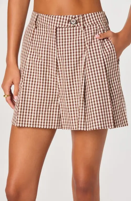 Astr The Label Preston Gingham Pleated Cotton Shorts - Brown Checker