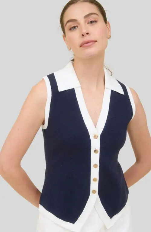 ZOE AND CLAIRE Sleeveless Contrast Sweater