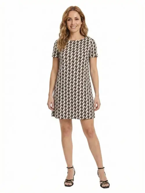 24SEVEN COMFORT APPAREL Essential Geometric Mini Shift Dress - Brown Multi