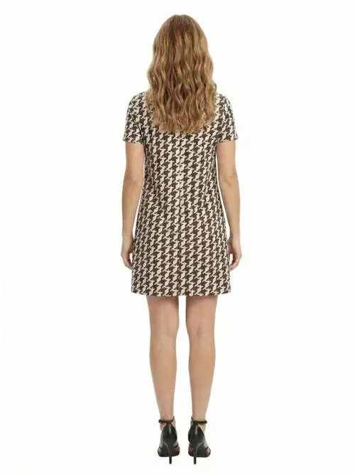 24SEVEN COMFORT APPAREL Essential Geometric Mini Shift Dress - Brown Multi