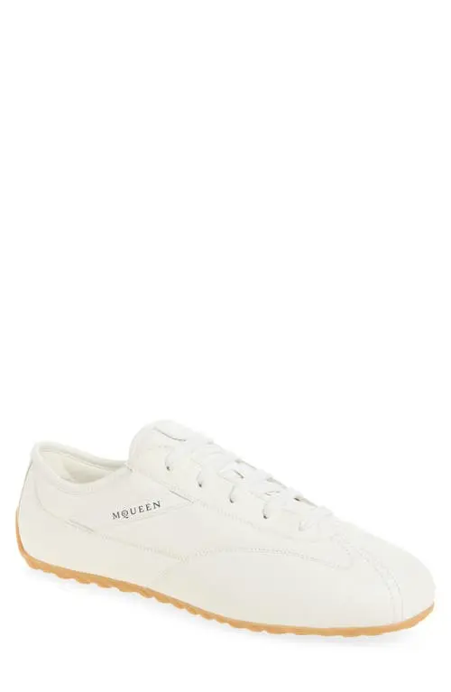 Alexander McQueen Boxe Low Top Sneaker - Sand