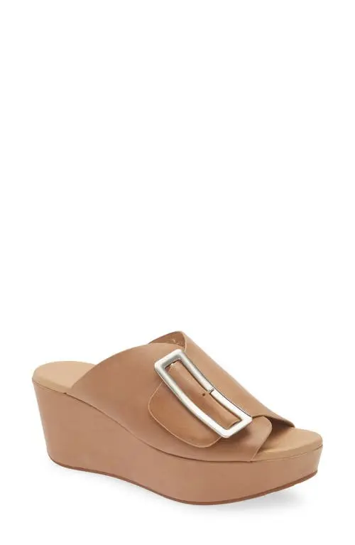 CHOCOLAT BLU Yasha Platform Wedge Sandal - Sand Leather
