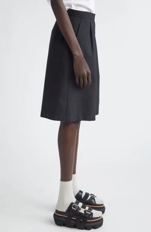 Tao Comme Des Garçons Pleated Tropical Wool-blend Shorts