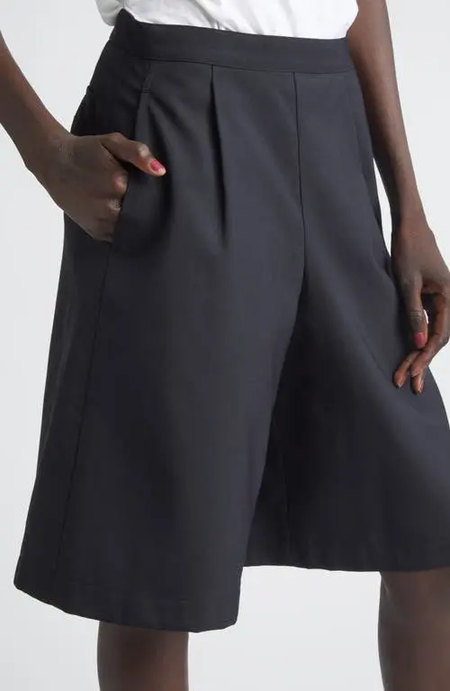 Tao Comme Des Garçons Pleated Tropical Wool-blend Shorts