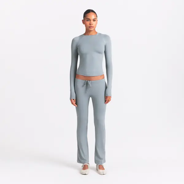 Nike Airy Long-sleeve Crew-neck Top - Blue