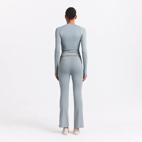 Nike Airy Long-sleeve Crew-neck Top - Blue