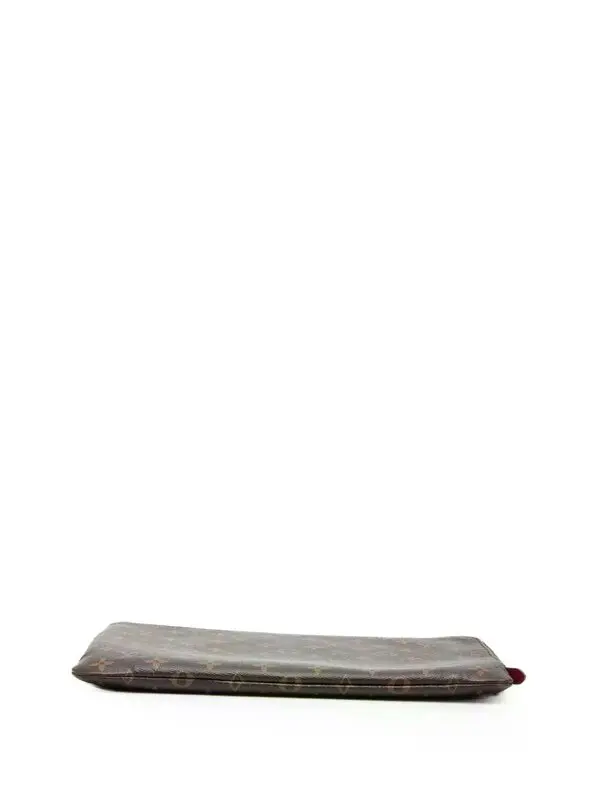 LOUIS VUITTON 2017 Monogram Etui Voyage Mm Clutch - Brown
