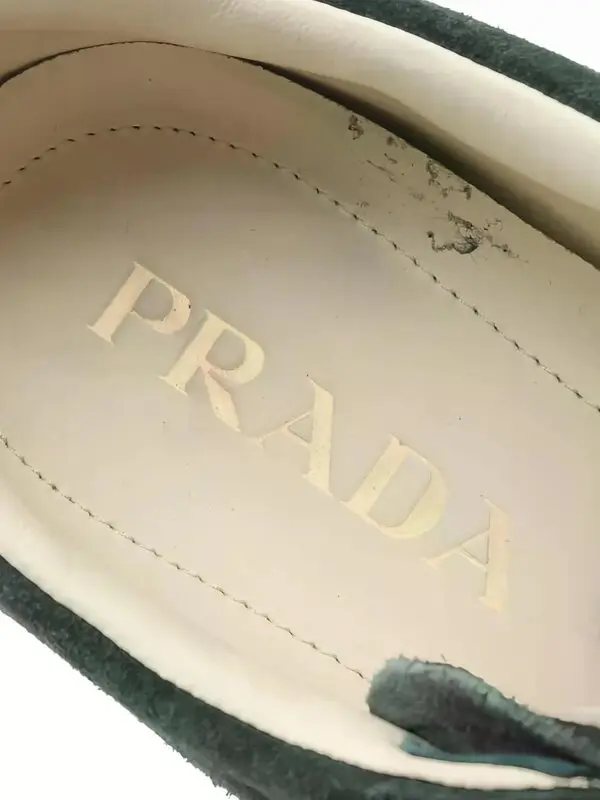 Prada 2000s Logo-appliqué Suede Sneakers - Green