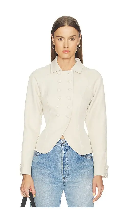 Lioness Form Jacket - Cream