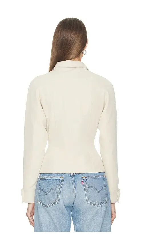 Lioness Form Jacket - Cream