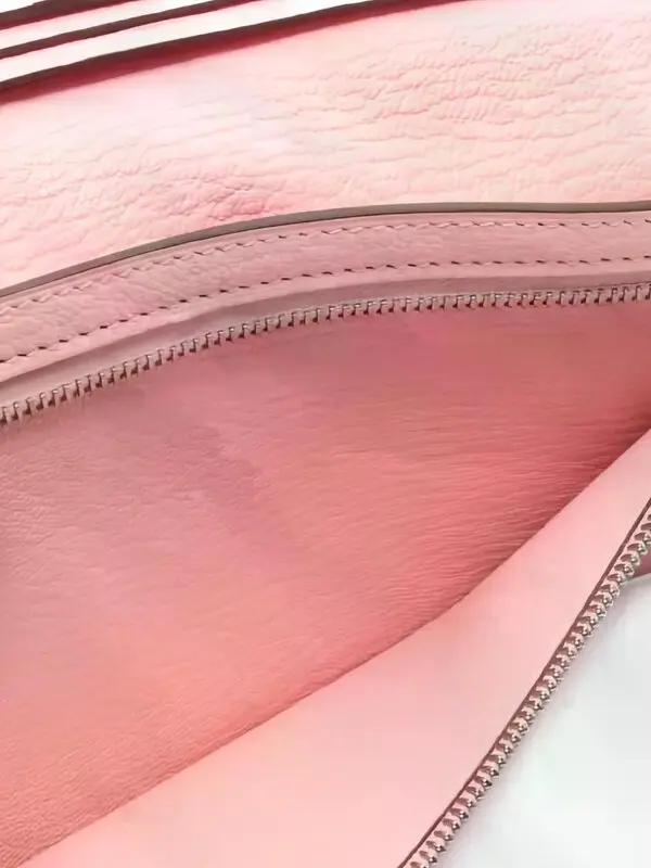 Hermès 2019 Bearn Soufflé Rose Sakura Bi-fold Wallet - Pink