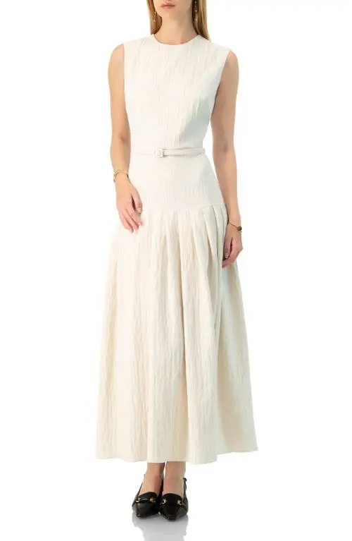 IVONNE Sleeveless Long Dress With Pleated Skirt