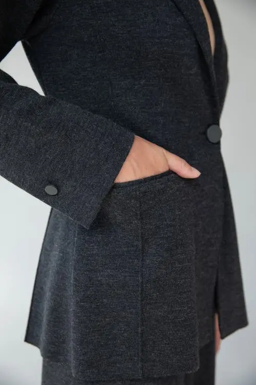 SSKEIN Gabi Blazer - Charcoal