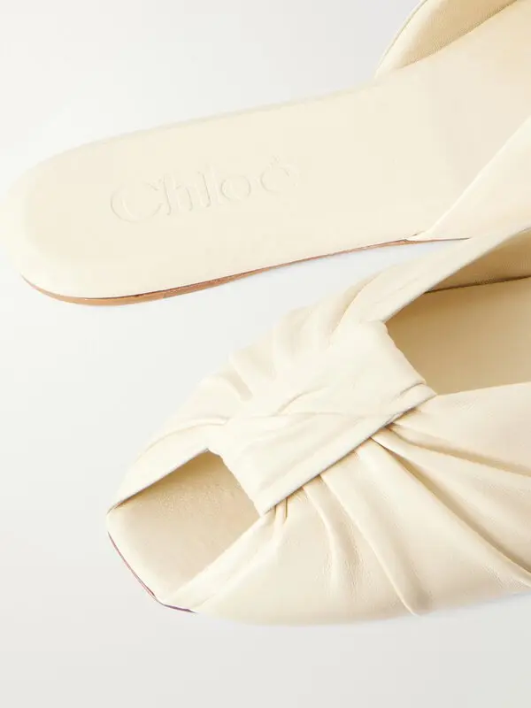 Chloé Suzie Leather Slides - White