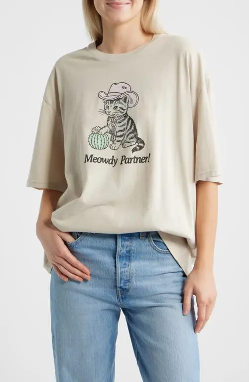 Junk Food Meowdy Partner Graphic T-shirt