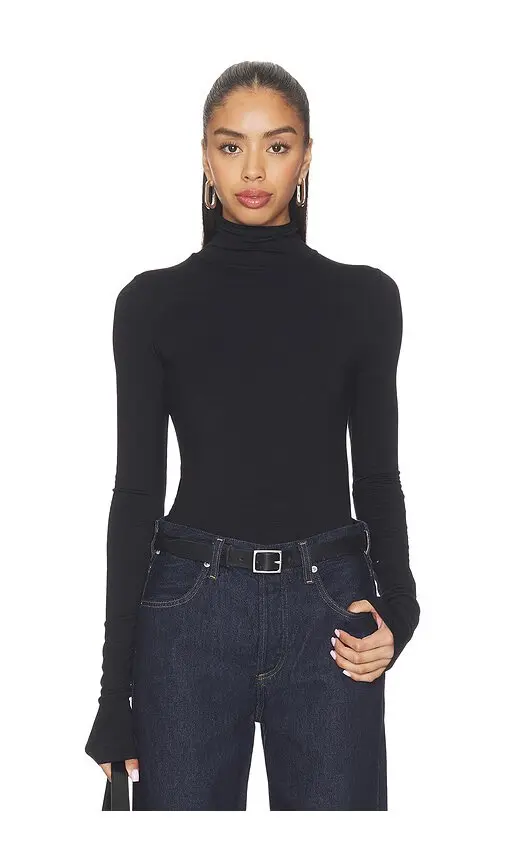 Eterne Fitted Turtleneck Top - Black