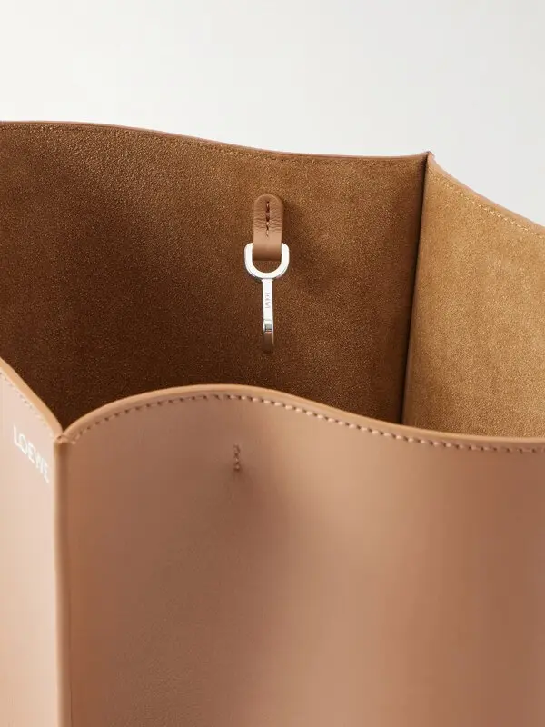 Loewe Bilbao Medium Pleated Leather Shoulder Bag - Brown
