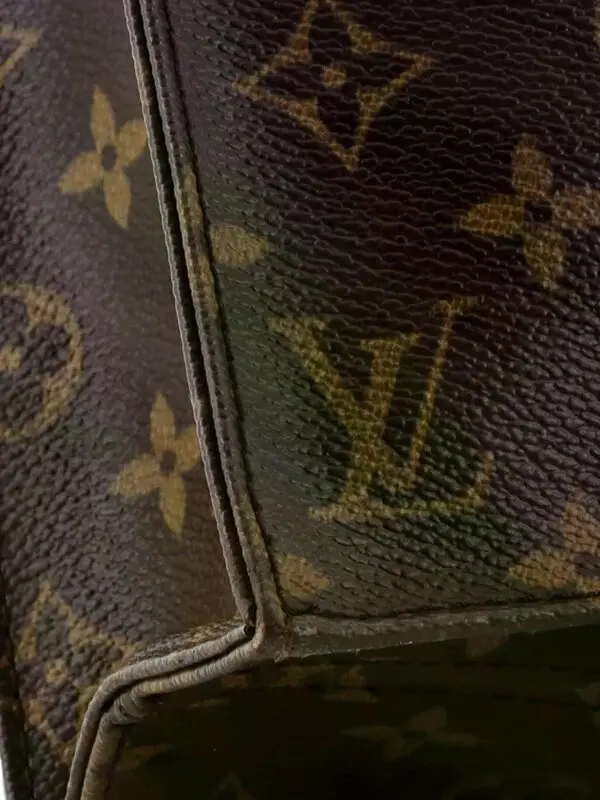 LOUIS VUITTON Sac Plat Monogram Canvas Tote Bag - Brown