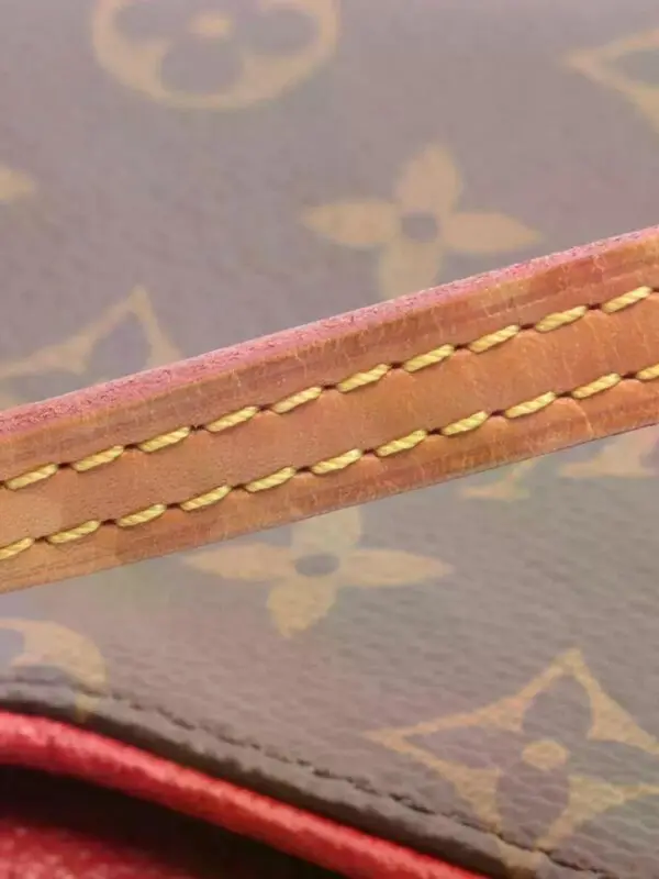 LOUIS VUITTON 2016 Monogram Pallas Clutch - Brown