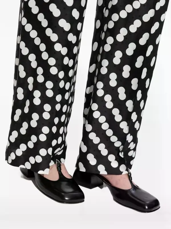NODALETO Leather Pumps With Square Toe And Buckle - Black