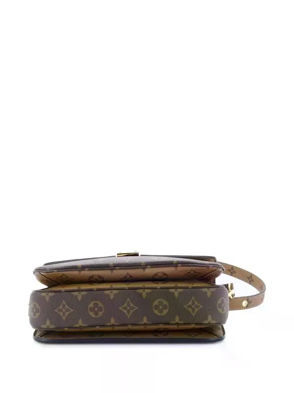 LOUIS VUITTON Pochette Metis Reverse Monogram Canvas - Brown