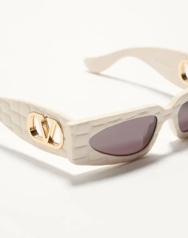 Valentino Garavani Rectangular Sunglasses - Ivory/gradient Grey