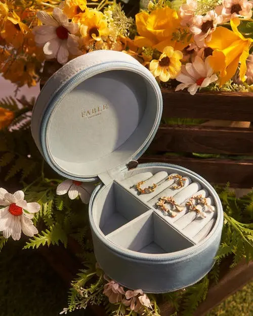 FABLE ENGLAND X Peter Rabbit Embroidered Circle Jewellery Box