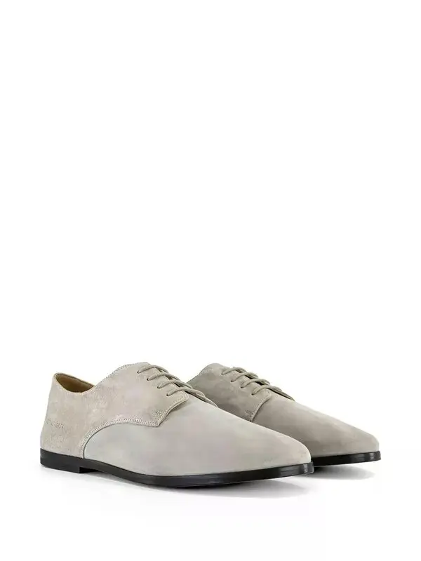 COMMON PROJECTS Lace-up Sneakers