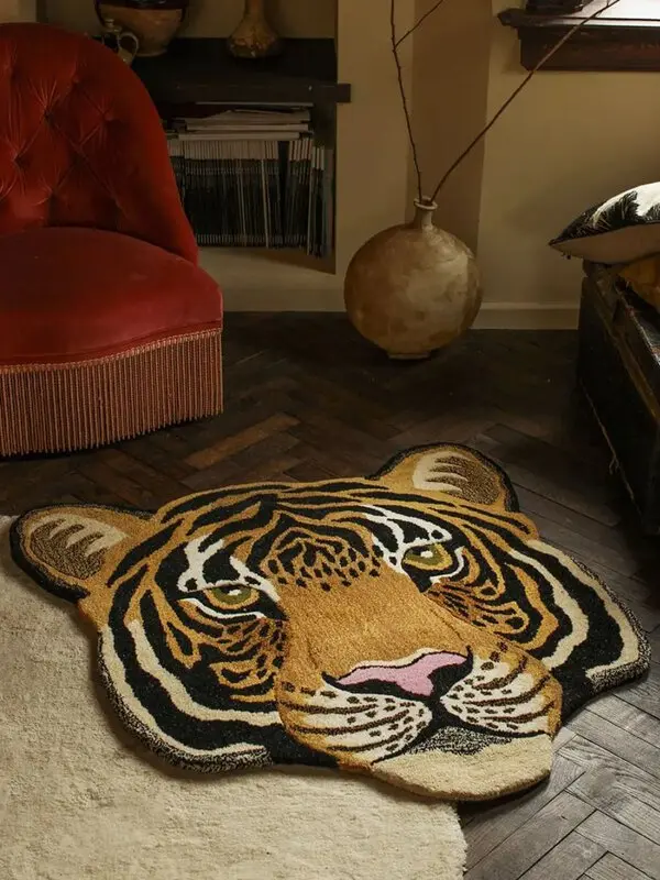 DOING GOODS Large Rajah Tiger Head Rug - Black