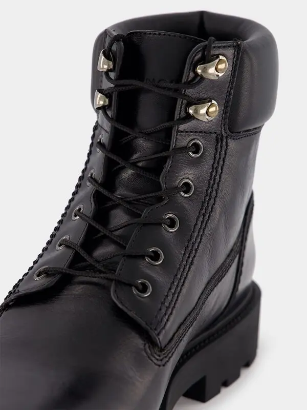 Givenchy Show Logo-debossed Leather Boots